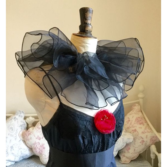 Jual Organza Circus Neck Ruffle | Shopee Indonesia