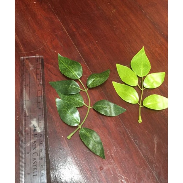 Jual Daun Bunga Artificial dan Tangkai Cabang Bekas Bunga Plastik ...