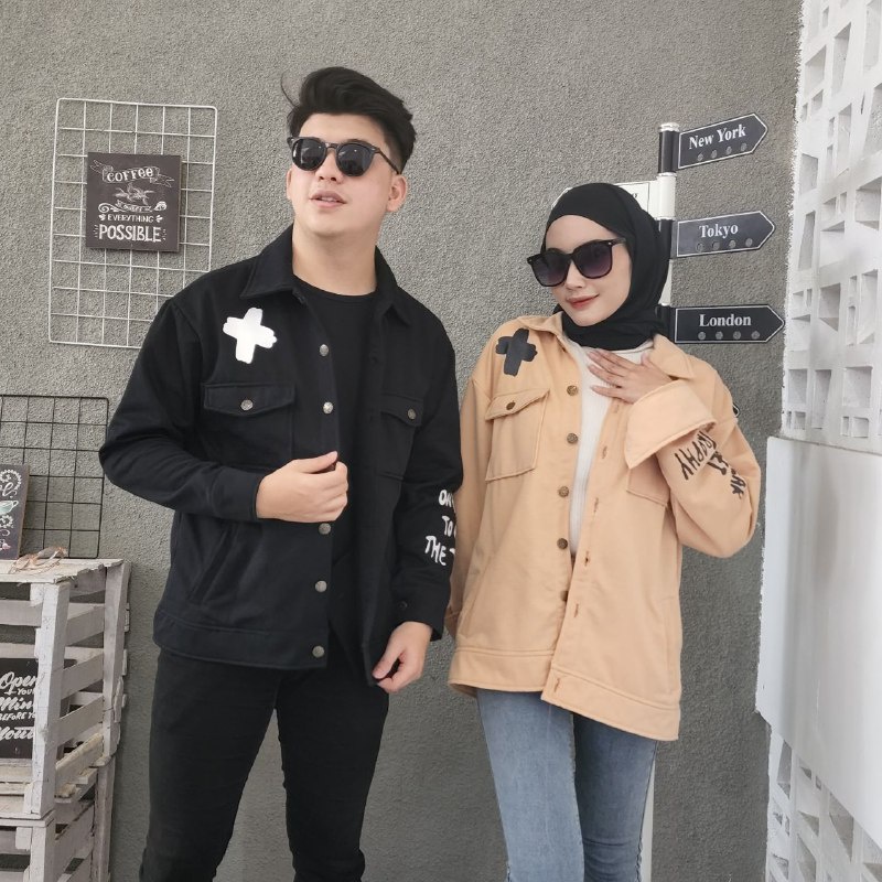 Jual jaket sweater couple pasangan outsider / jaket pasangan pacar ...