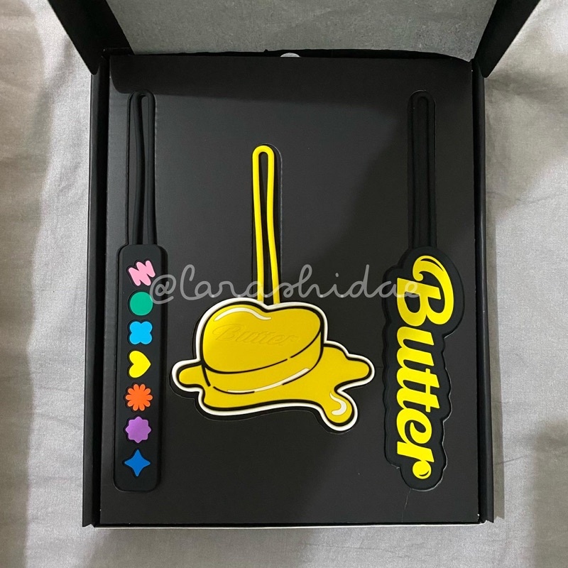 Jual Samsonite RED x BTS Butter Luggage Tag Koper BT21 Gantungan Kunci ...