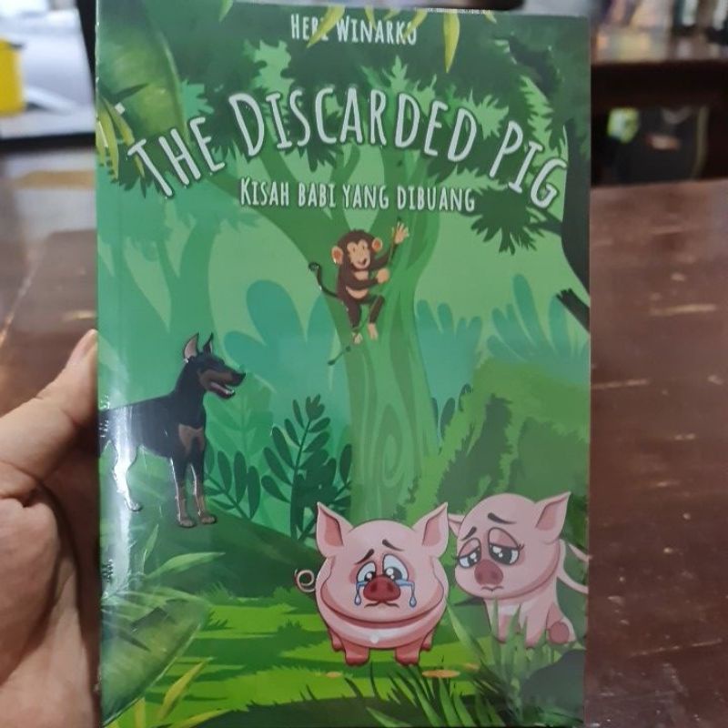 Jual novel kisah babi yang dibuang the discarded pig karya heri winarko ...