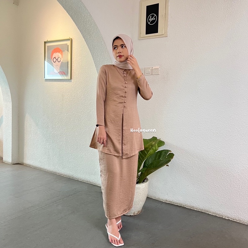 Jual Hoolaqueen - One Set Button Satin Crinkle - Set Kurung Melayu - Baju Kondangan - One Set ...
