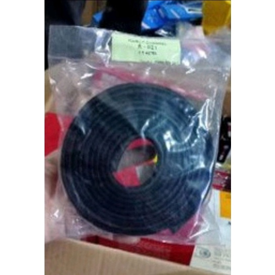 Jual karet rel kaca karet run chanel karet bludru Suzuki carry extra ...