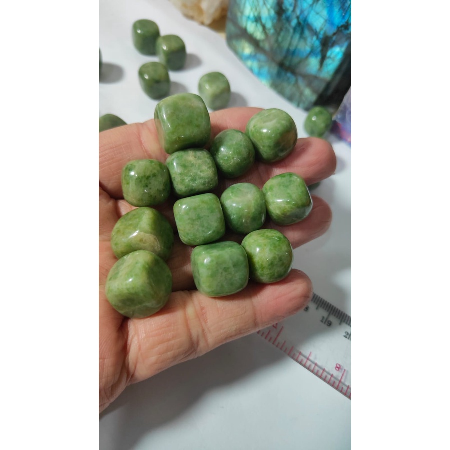 Jual Natural Cute Green Jade Cube 10mm (harga per pcs) | Shopee Indonesia