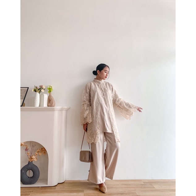 Jual set brukat celana busui/ set tunik tille / set celana kebaya pesta ...