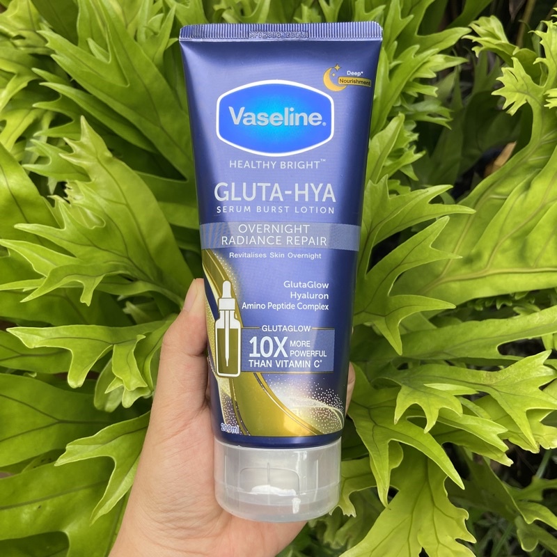 Jual Vaseline Gluta Hya Pro Retinol Serum UV Lotion Flawless Bright ...