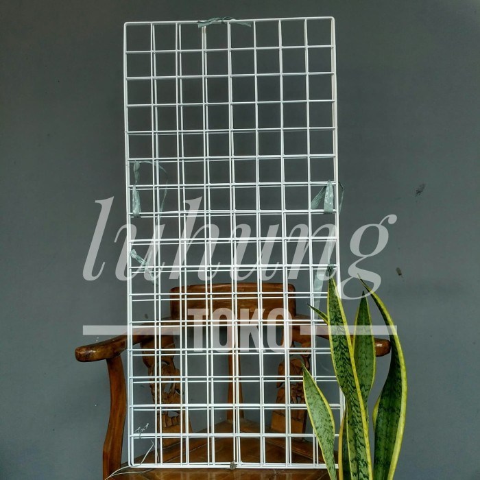 Jual Pot Kawat Ram Besi Dinding / Tempel Pot Bunga - Tanaman Cantik ...