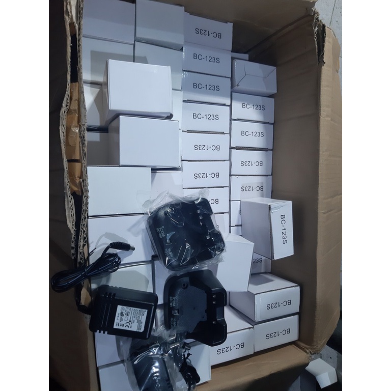 Jual Charger Ht Icom V80 Ni Mah Atau Ni Cad Icom BC-191 Baru Bukan ...