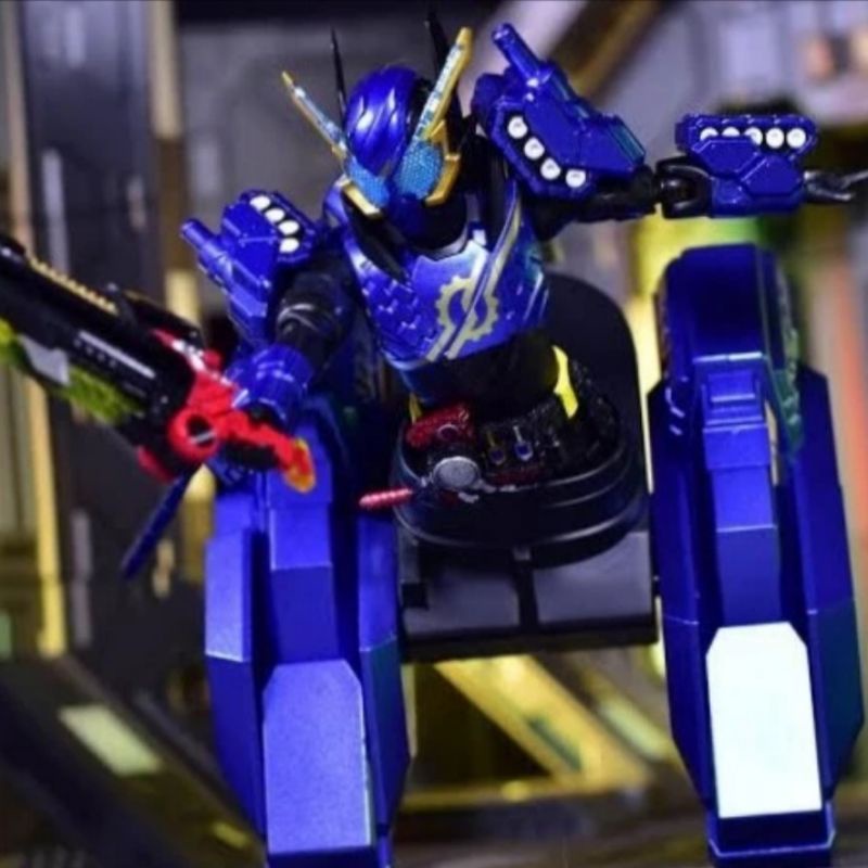 Jual SHF Figuarts Kamen Rider Build Tank Tank Form Figure | Shopee ...