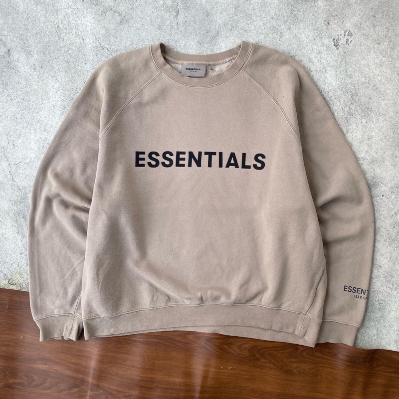 Jual essentials crewneck second | Shopee Indonesia
