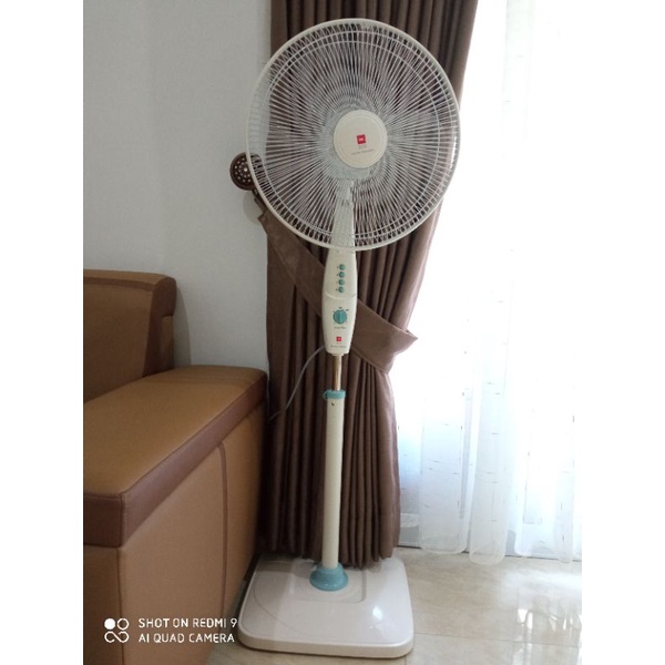 Jual Kipas Berdiri KDK WK-40E 16 inch | Shopee Indonesia