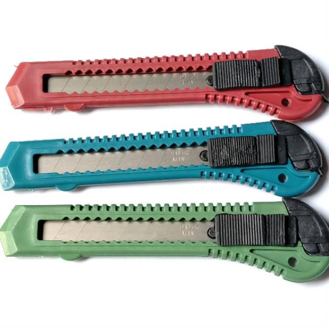 Jual Alat pemotong Cutter Ukuran Besar 18mm Cuter Super Tajam Sliding ...