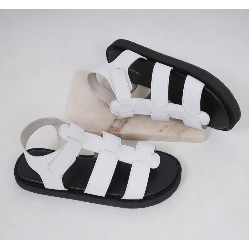 Jual Elvina sandal tali white | Size 36-44 | Shopee Indonesia