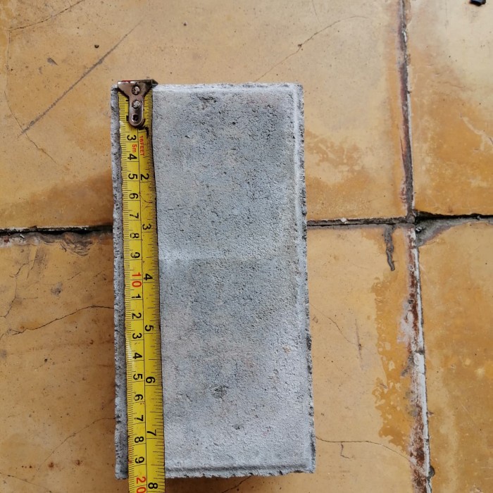 Jual PAVING BLOCK BATA abu tebel 6cmukuran 20x10 | Shopee Indonesia