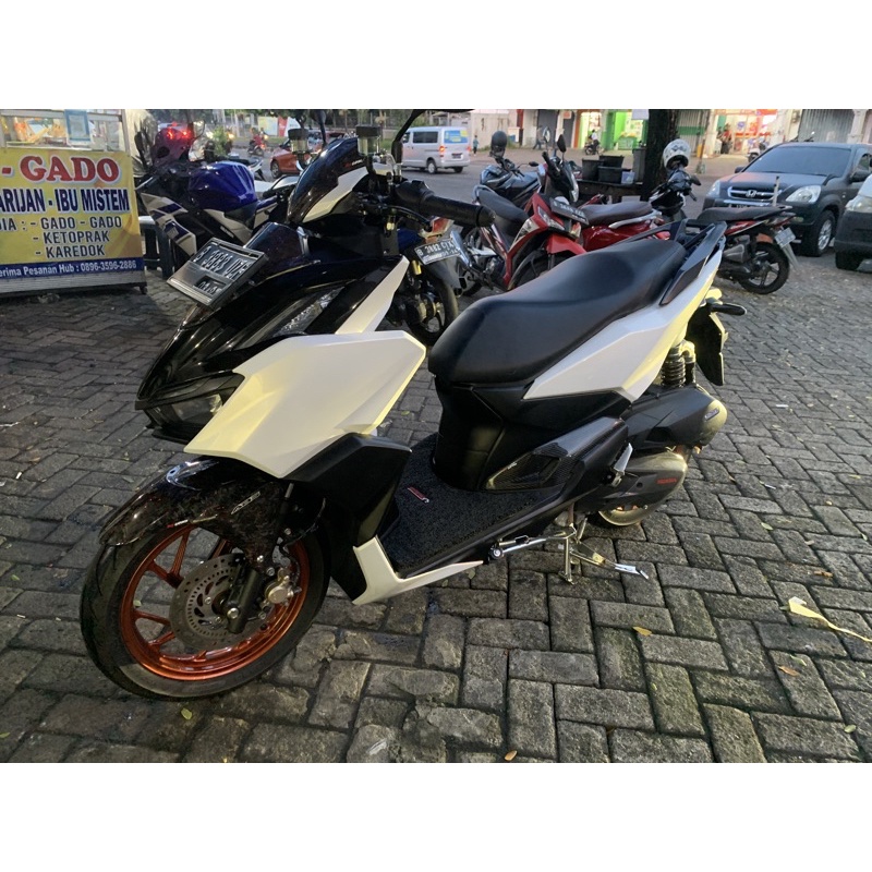 Jual frame headlamp n winglet vario 160 carbon forged | Shopee Indonesia