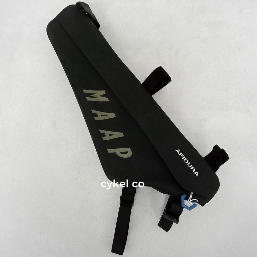 Jual MAAP x apidura black frame bag 4L ultralight waterproof | Shopee ...