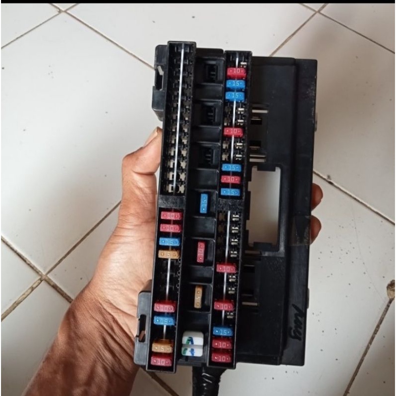 Jual Fuse box atau rumah sekring Mitsubishi PS CANTER PS1 10 PS 125 ...