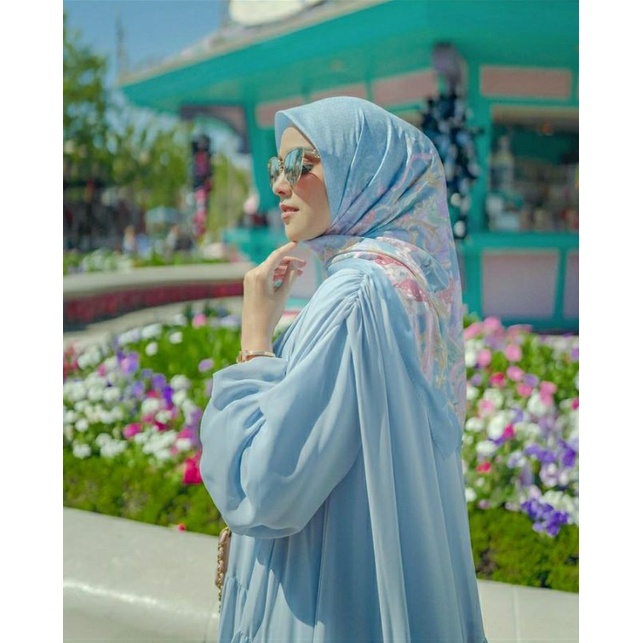 Jual buttonscraves x disney alice in wonderland airy blue | Shopee ...