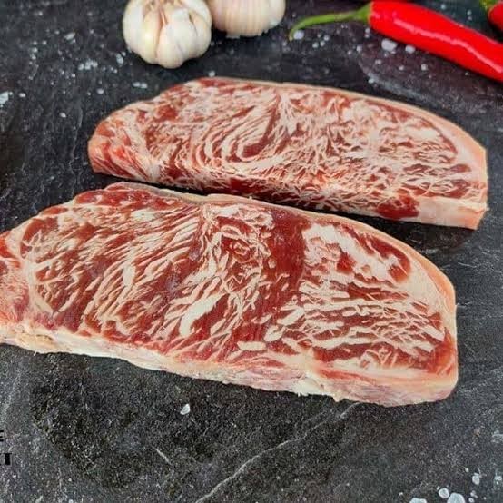 Jual SIRLOIN MELTIQUE BEEF STEAK Daging Sapi 200gr (Non Halal) | Shopee ...