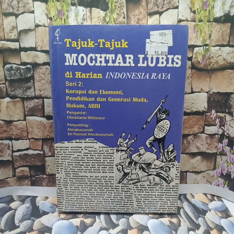 Jual BUKU TAJUK-TAJUK MOCHTAR LUBIS DI HARIAN INDONESIA RAYA | Shopee ...