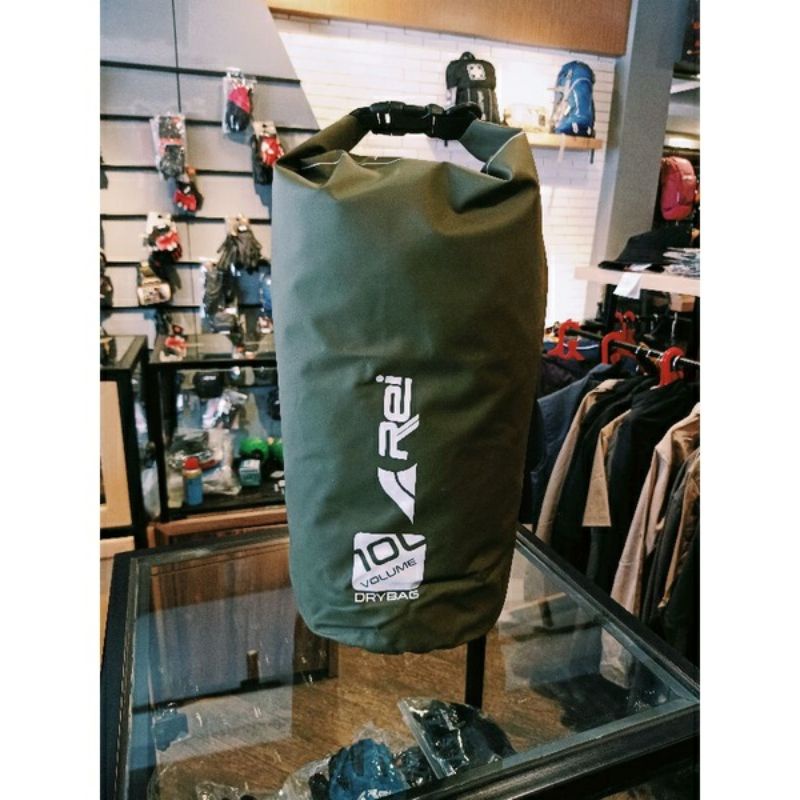 Jual Tas Selempang Pria DRY BAG 2L 5L 10L 15L 20L 30L AREI OUTDOORGEAR - Tas Selempang Pria DRY ...