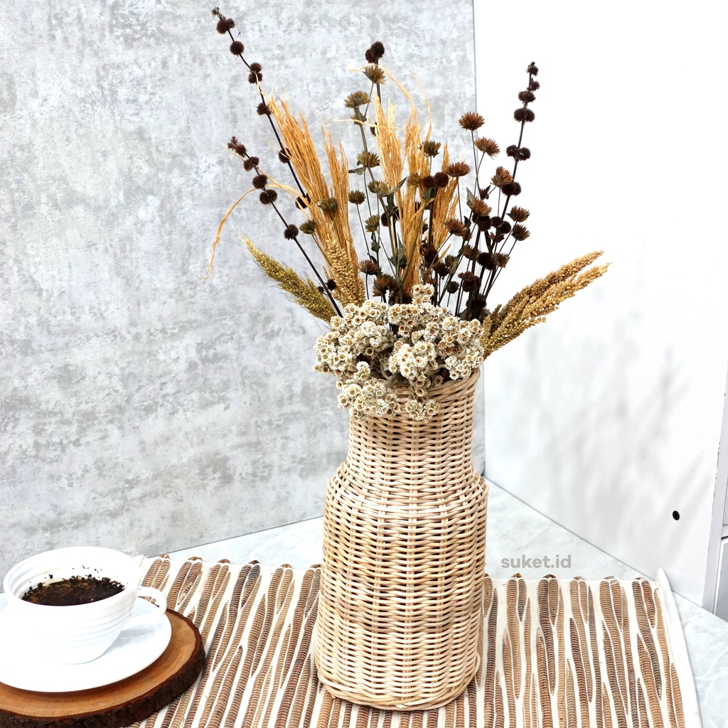 Jual Paket Lengkap Bunga Rangkai + Vas Rotan Botol | Shopee Indonesia