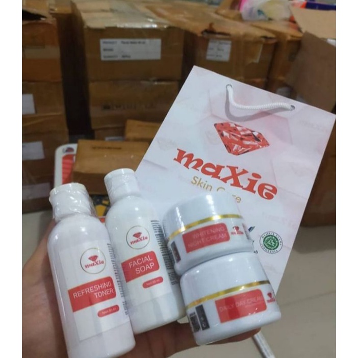 Jual cream wajah maxie glow kemasan baru | Shopee Indonesia