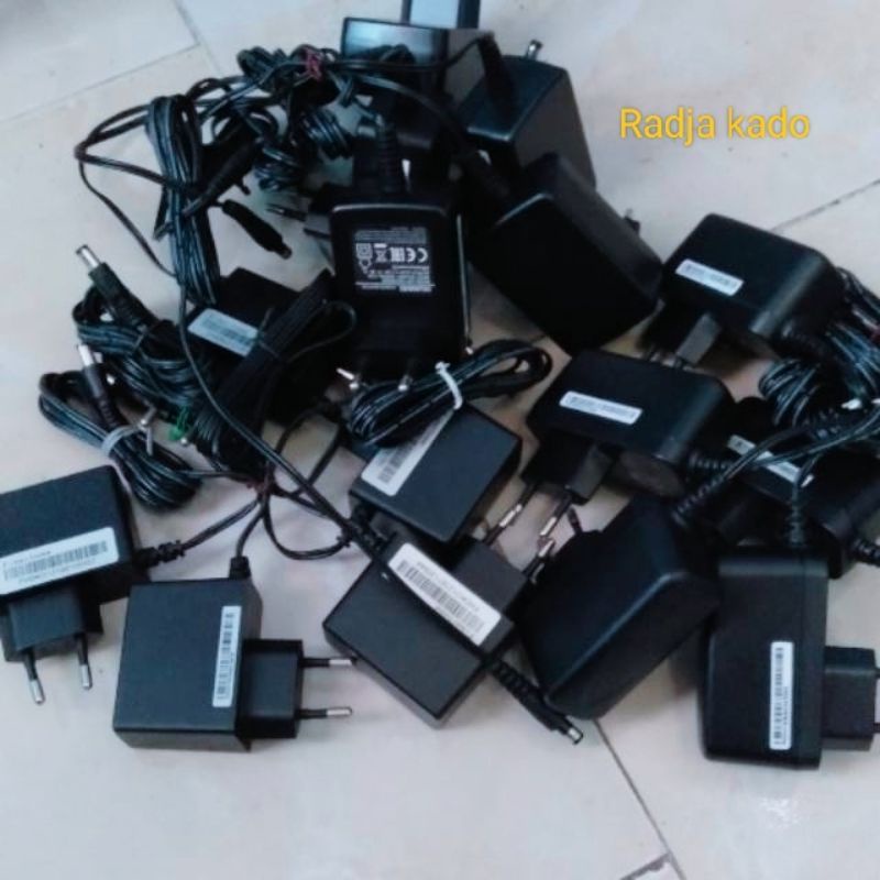 Jual adaptor Original ONT / STB 12v 1A & 1,5A | Shopee Indonesia