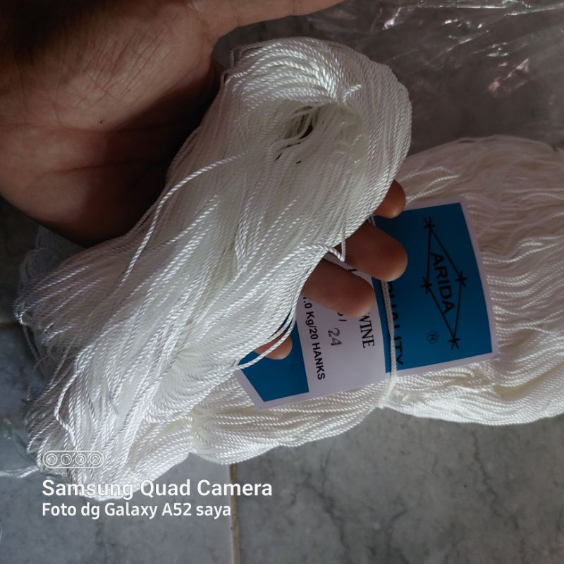 Jual benang nilon putih D24 per ikat | Shopee Indonesia