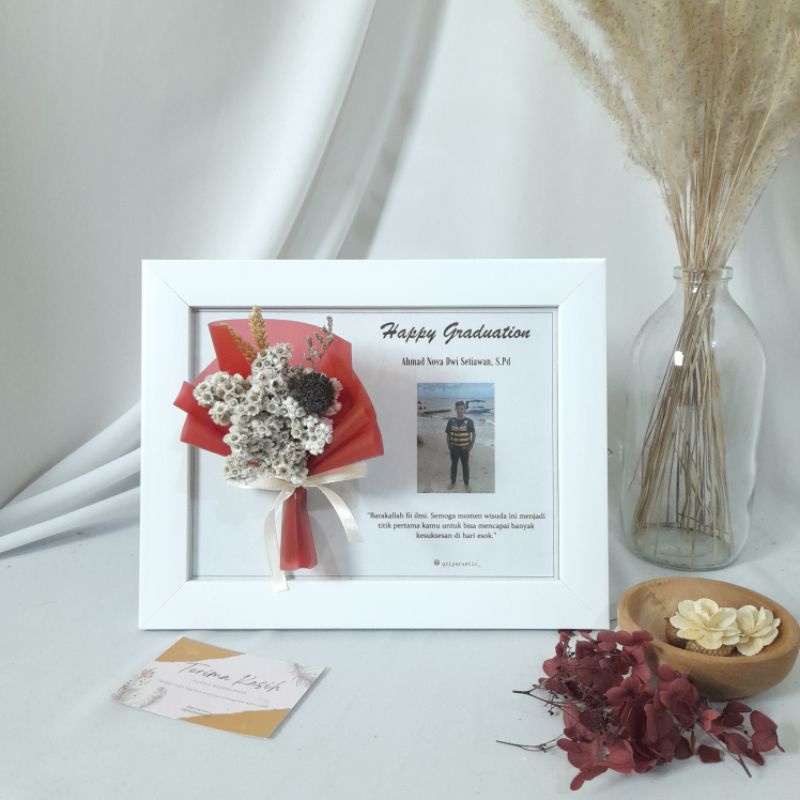 Jual Frame bunga kering | frame buket mini ukuran 5r (uk. kertas 13 ...