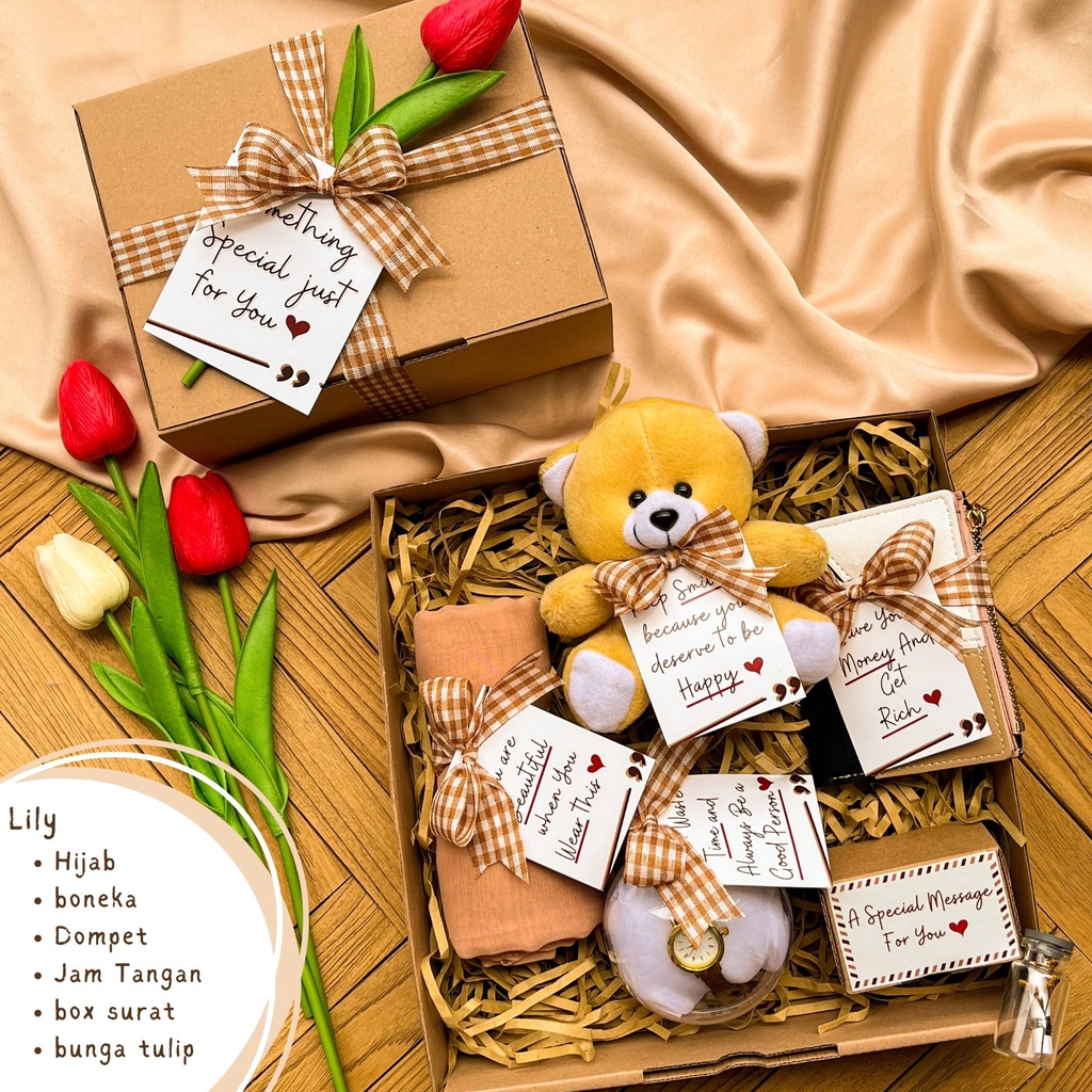 Jual [VINTAGE] KADO ULANG TAHUN CEWEK WISUDA ANNIVERSARY | HAMPERS GIFT ...