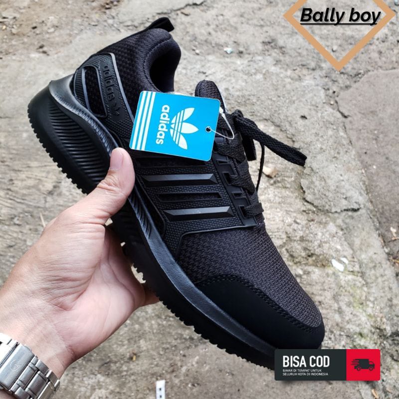 Jual DISKON !!!! Sepatu Sekolah - sepatu adids hitam - Seragam sekolah ...