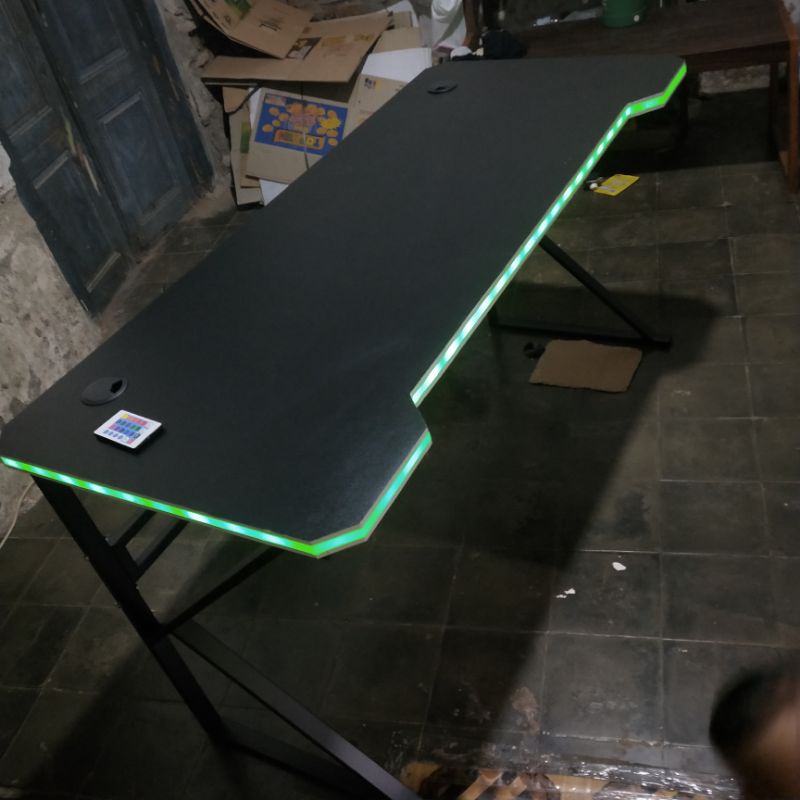 Jual meja gaming led RGB panjang 140x lebar 60 cm meja kerja | Shopee ...