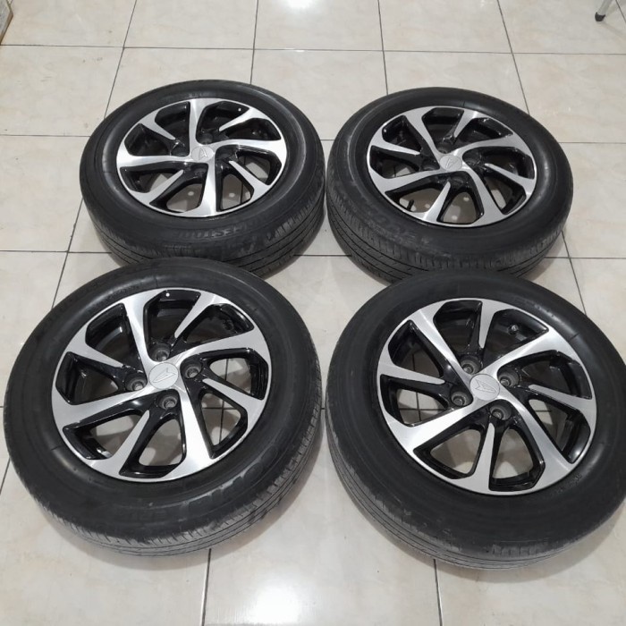 Jual Velg Standar Mobil New Ayla R14x5,5 4x100 Et45 + Ban GT 175/65 R14 ...