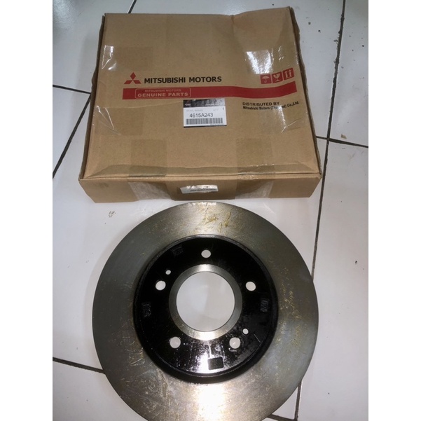 Jual DISC BRAKE PIRINGAN REM CAKRAM DEPAN MITSUBISHI XPANDER ASLI ...