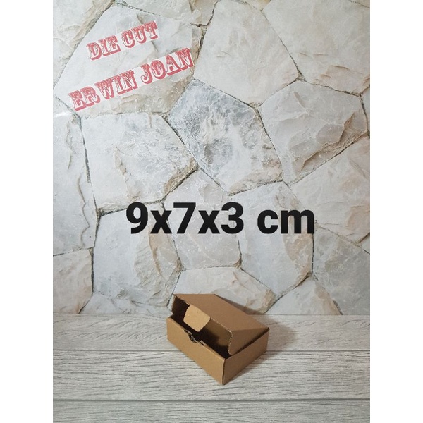 Jual Kardus Box uk 9x7x3 cm Kotak Karton DieCut | Shopee Indonesia