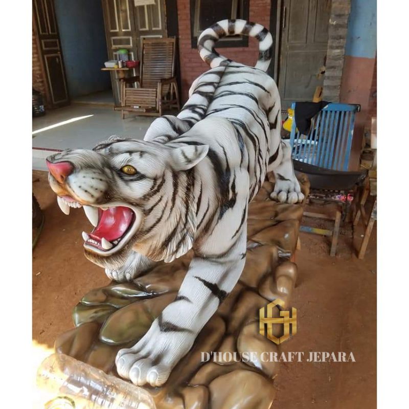 Jual Patung Macan Harimau Loreng Finishing Airbush Kayu Trembesi ...