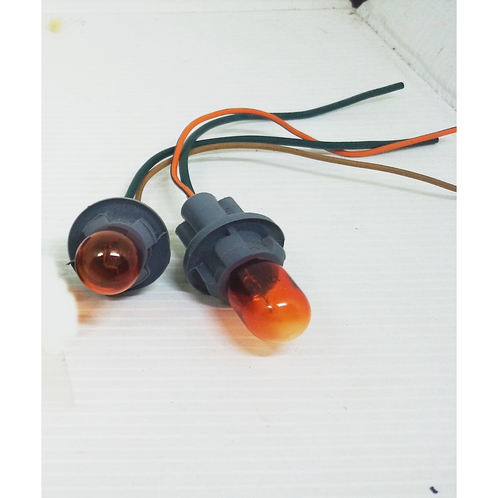 Jual Lampu sein motor model Bohlam / 1 seat lampu + Soket Lampu Sein ...