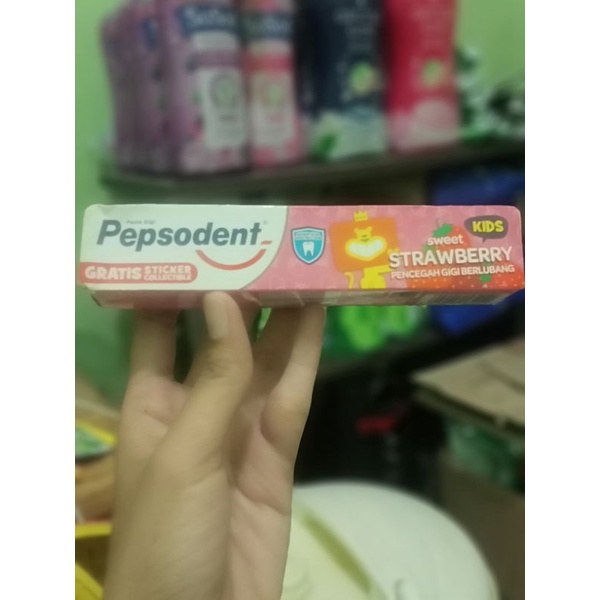 Jual PASTA GIGI Pepsodent kids strawberry@45g | Shopee Indonesia
