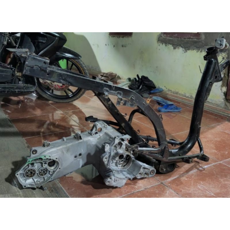 Jual CRANKCASE BEAT + RANGKA + BPKB BEAT KARBU | Shopee Indonesia