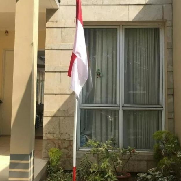 Jual tiang bendera merah putih 3 meter /tiang besi merah putih plus bendera - Merah Putih ...