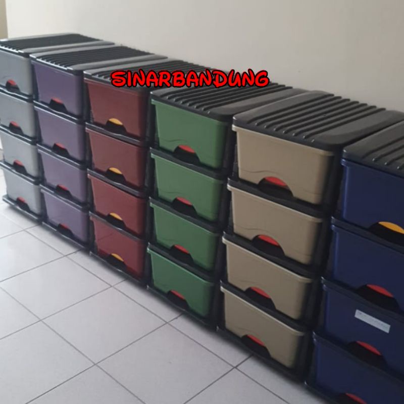 Jual RAK PLASTIK SUSUN 4 / LACI PLASTIK / LEMARI PLASTIK MURAH | Shopee ...