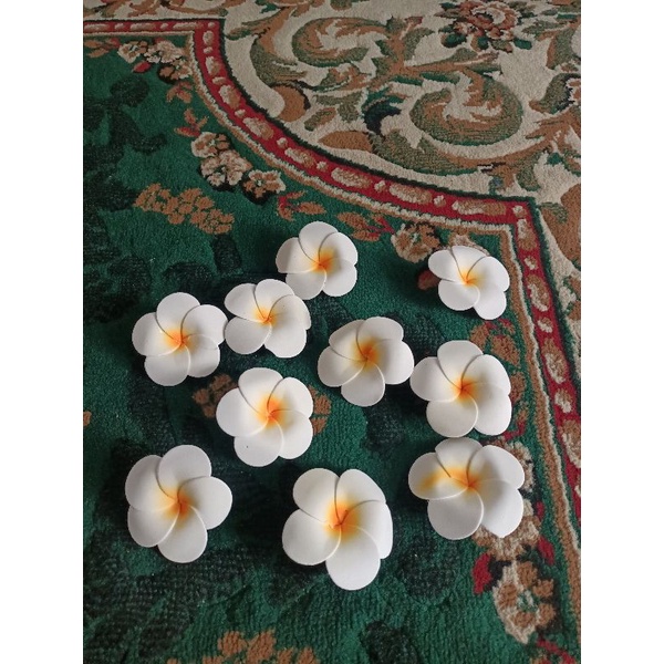 Jual Jepitan rambut/aksesoris/hiasan rambut bunga kamboja adat bali ...