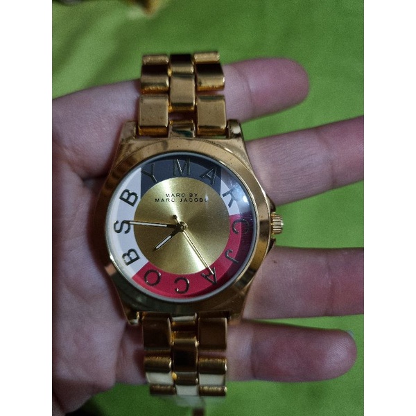 Jual jam tangan rantai marc jacob alfabet gold kombi hitam putih merah ...