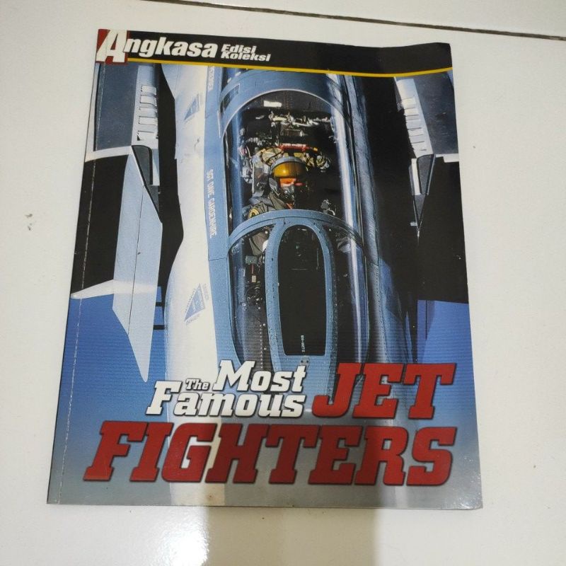 Jual MAJALAH ANGKASA EDISI KOLEKSI no. XIIV/2008 - THE MOST FAMOUS JET ...