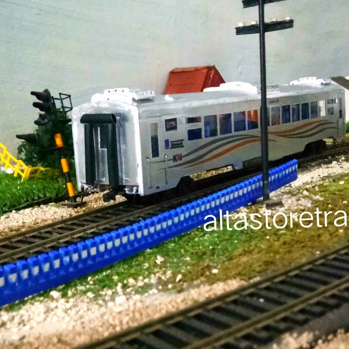 Jual miniatur Kereta api livery k1 stainless KAI | Shopee Indonesia