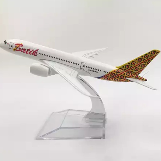 Jual Miniatur Diecast Pesawat Batik Air Indonesia | Shopee Indonesia