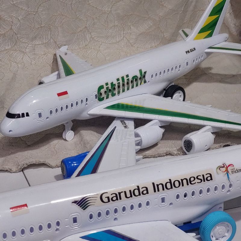 Jual mainan pesawat garuda Indonesia air asia citilink skala 1/87 ...