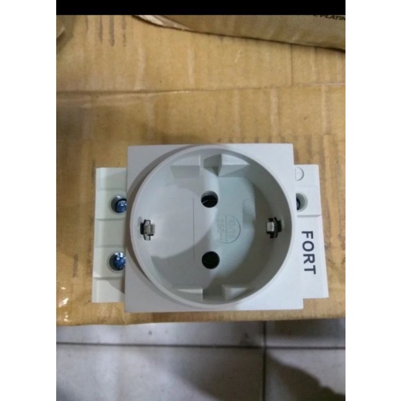 Jual Stokkontak Dinrel Stopkontak stop kontak Din Rel Dudukan di rel ...