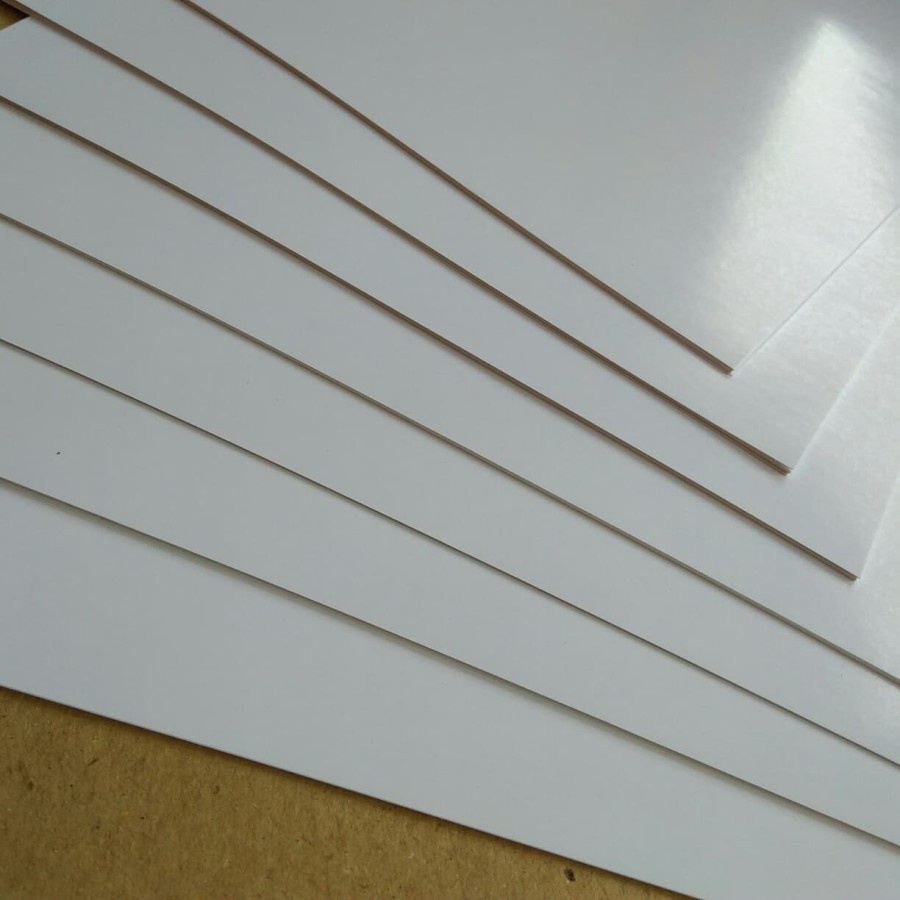 Jual Kertas Art Carton 260 Gsm Uk Plano 79 cm X 109 cm | Shopee Indonesia